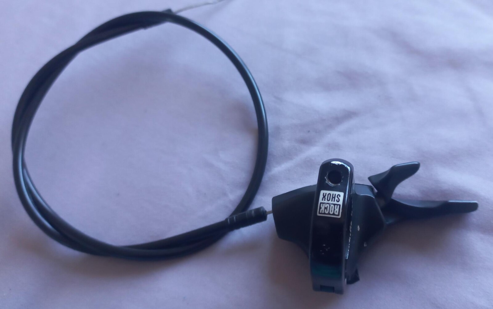 Rock Shox Remote Lockout lever and Dual pedals | Mountain Bike Forks ...