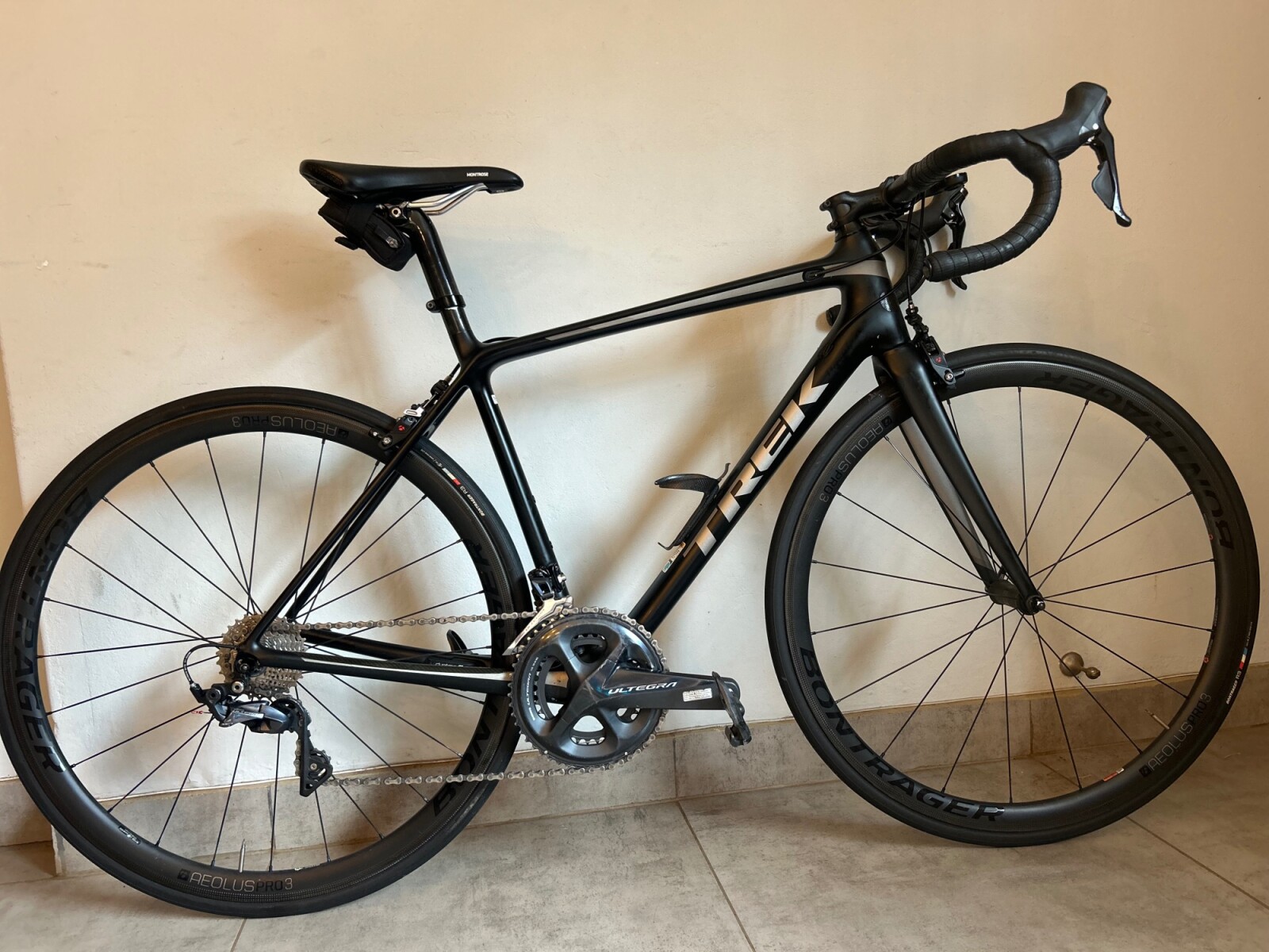 Trek Emonda SL6 | Road Bikes | Bike Hub