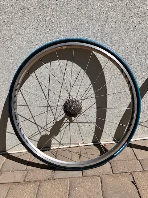 Shimano Road Bike Rear Wheel (blue tyre) | Road Bike Wheels | Bike Hub