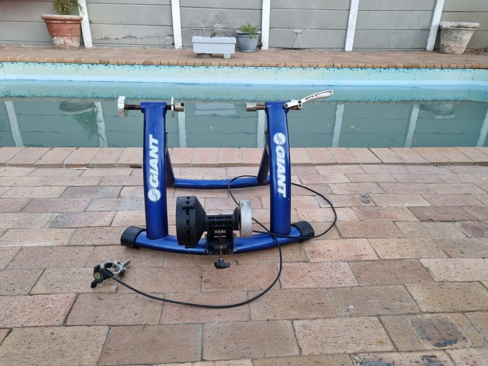 Giant Indoor Trainer | Indoor Trainers & Accessories | Bike Hub