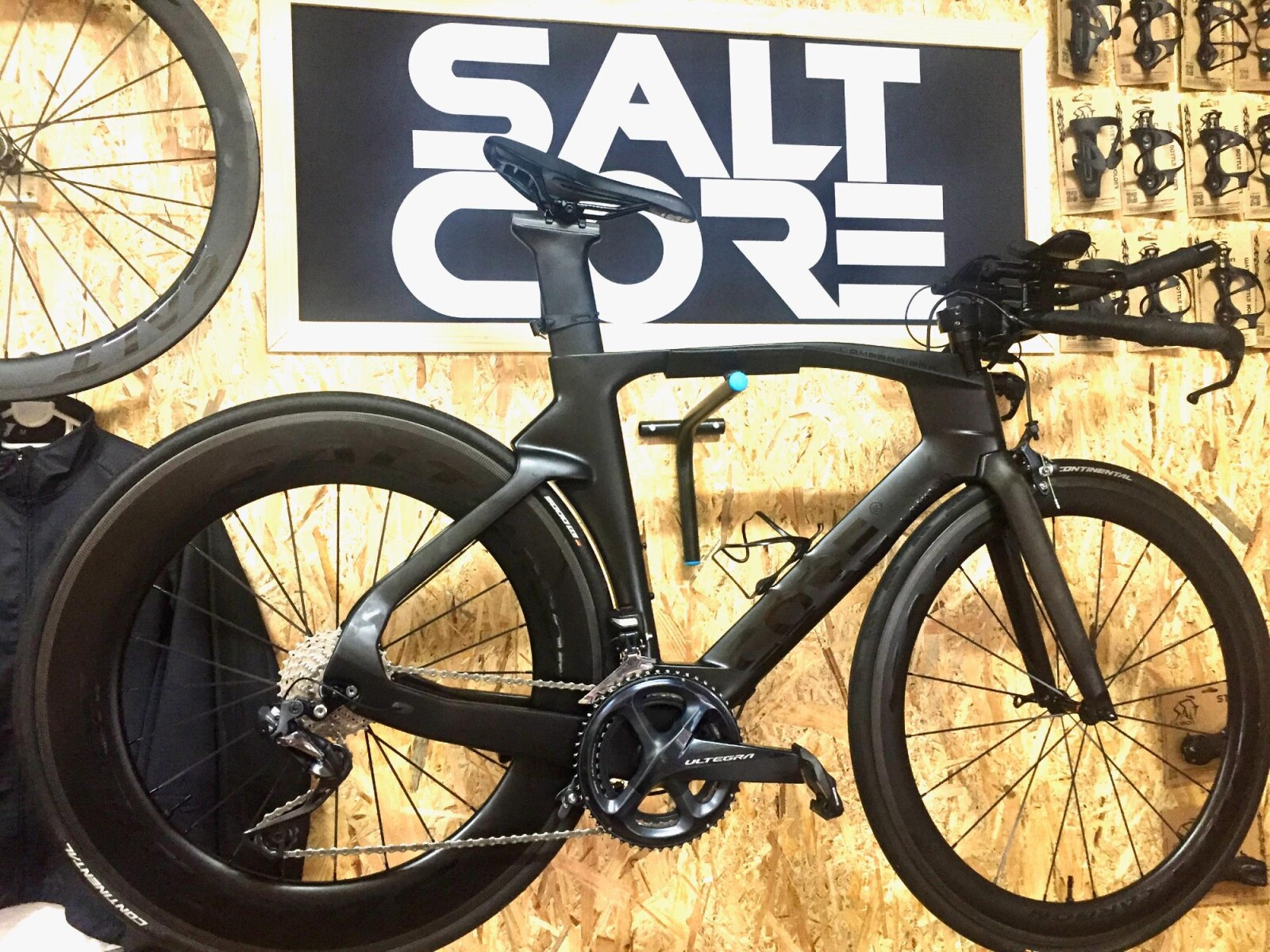 CORE Lampaggaire TT bike with SALT Wheelset | Triathlon & Time Trial ...