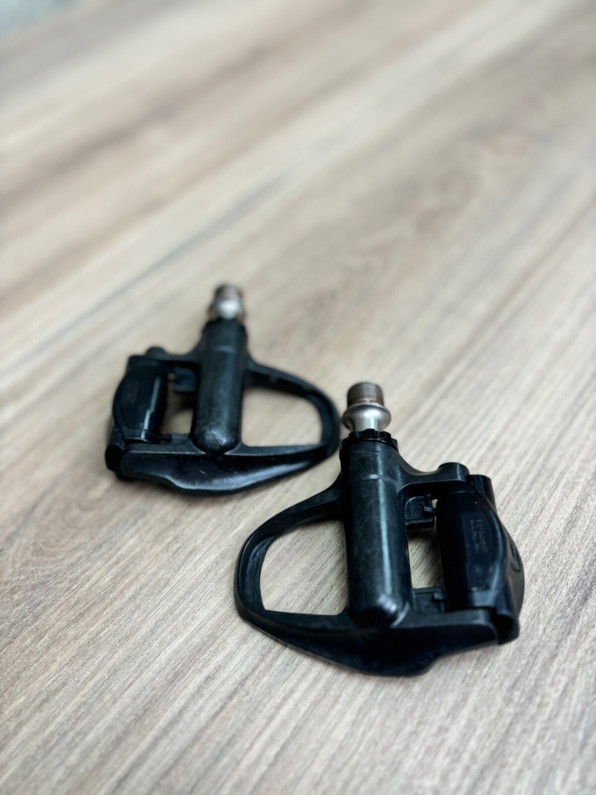 SHIMANO 105 PD-R7000 ROAD SPD | Pedals | Bike Hub