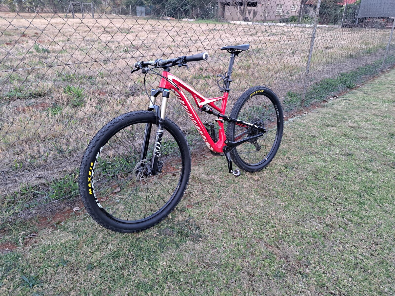 Specialized camber comp carbon | Dual Suspension Mountain Bikes | Bike Hub