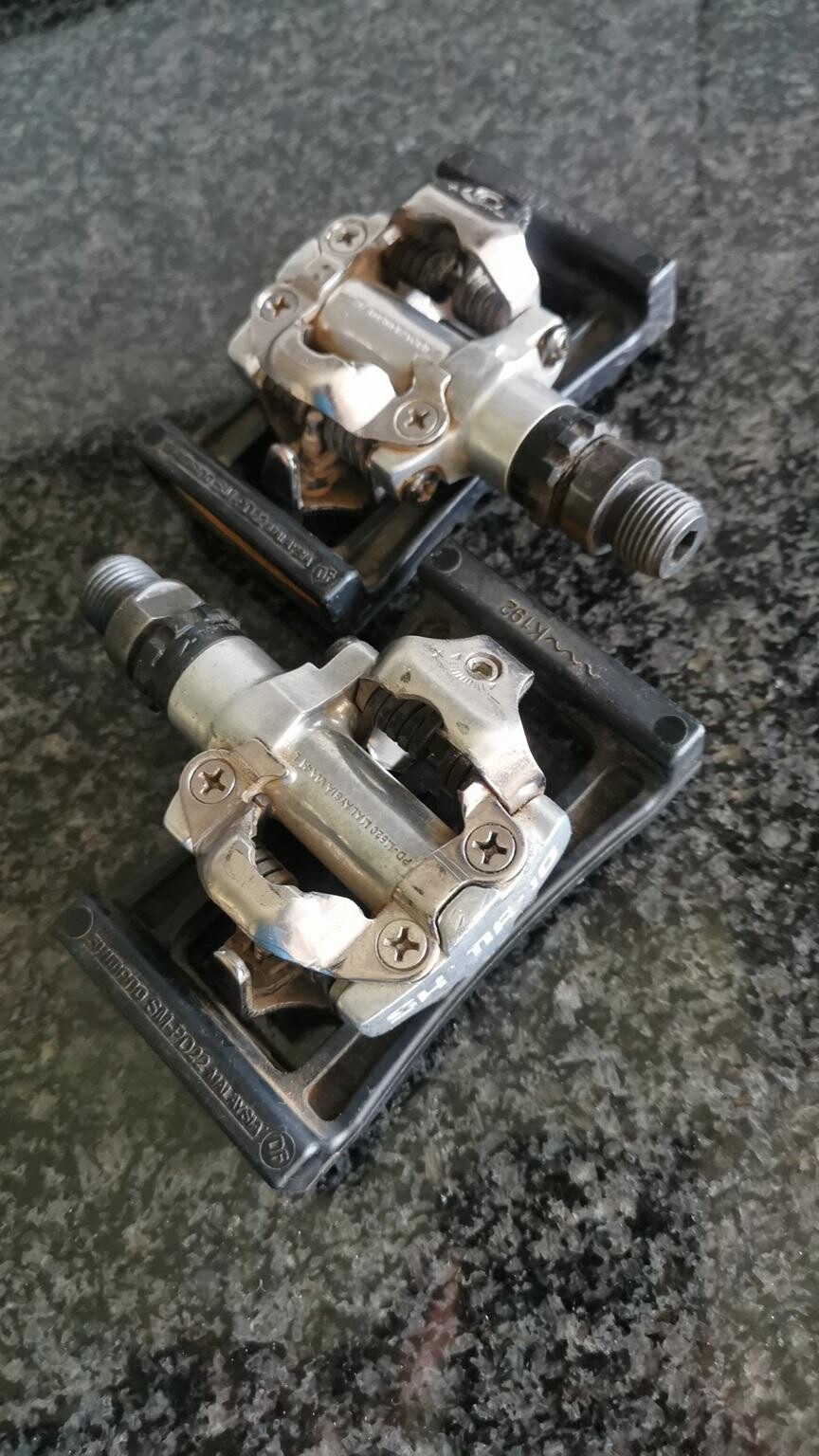 Shimano PD-M520 SPD pedals | Pedals | Bike Hub