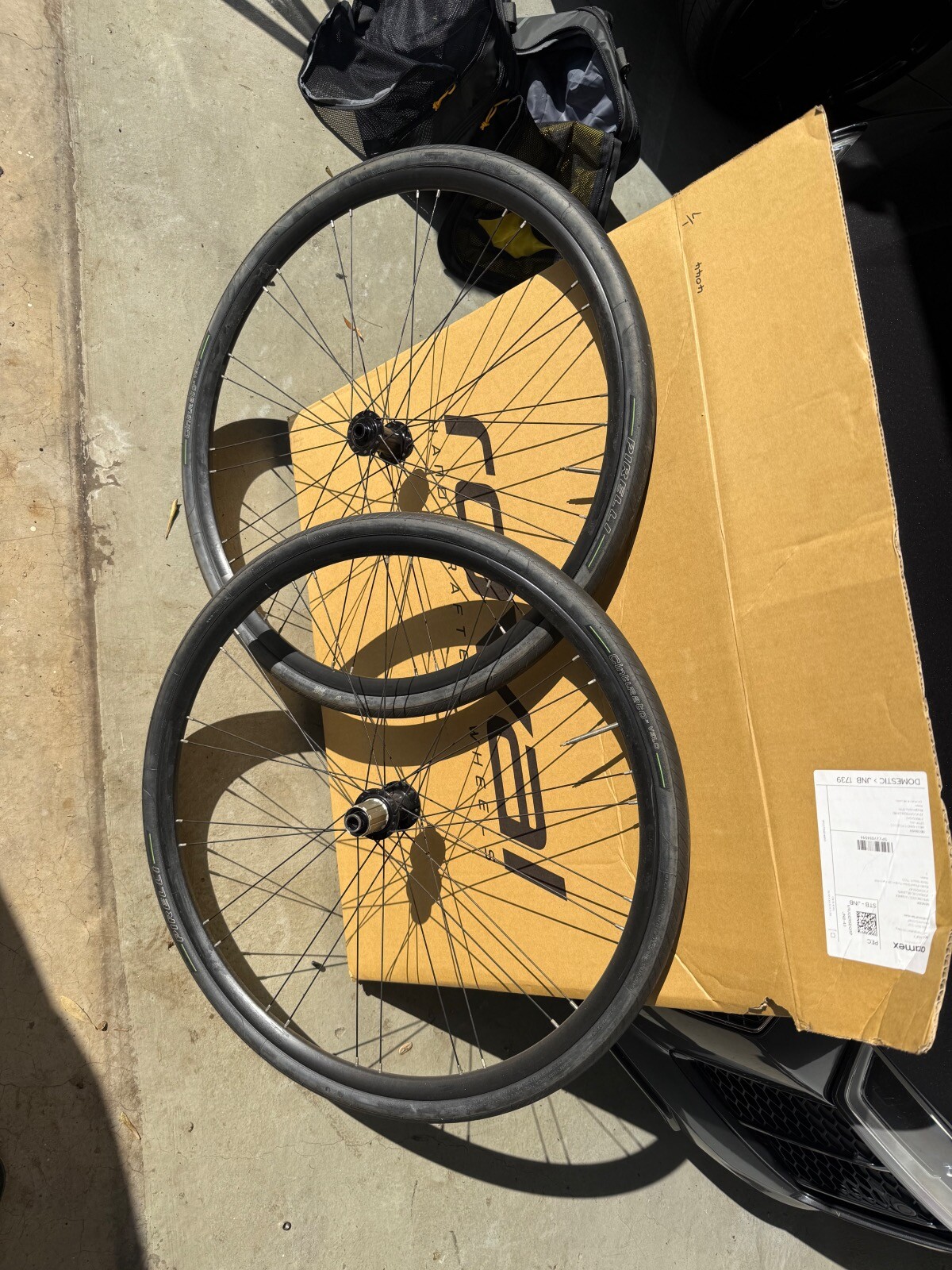 Aluminium rims with Pirelli tyres | Road Bike Wheels | Bike Hub