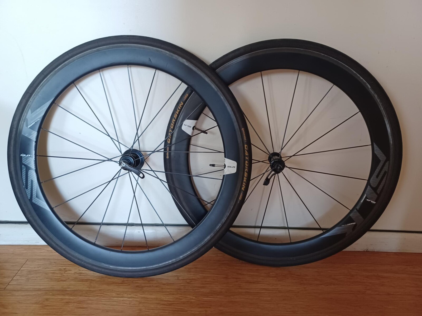 Giant SLR1 carbon clinchers (55mm) | Road Bike Rims | Bike Hub