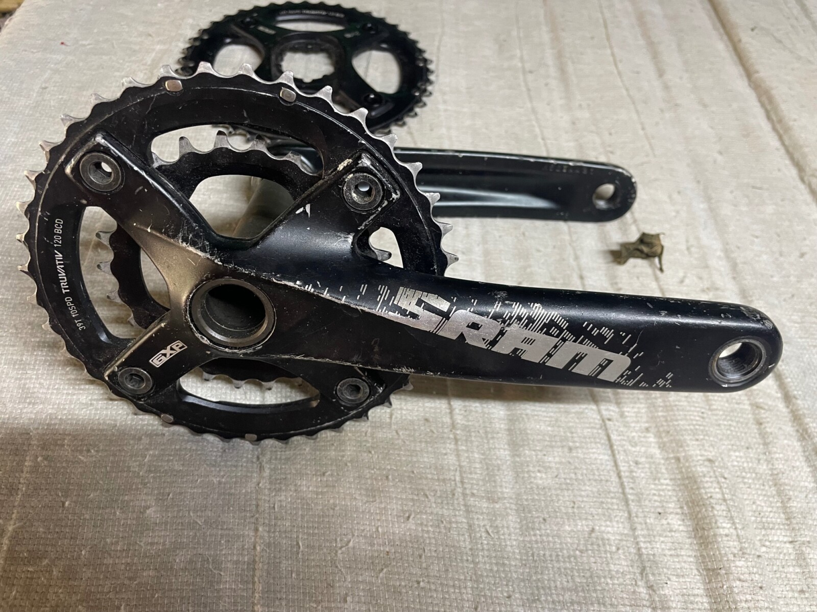 SRAM 2 x 10 Crankset | Cranksets | Bike Hub