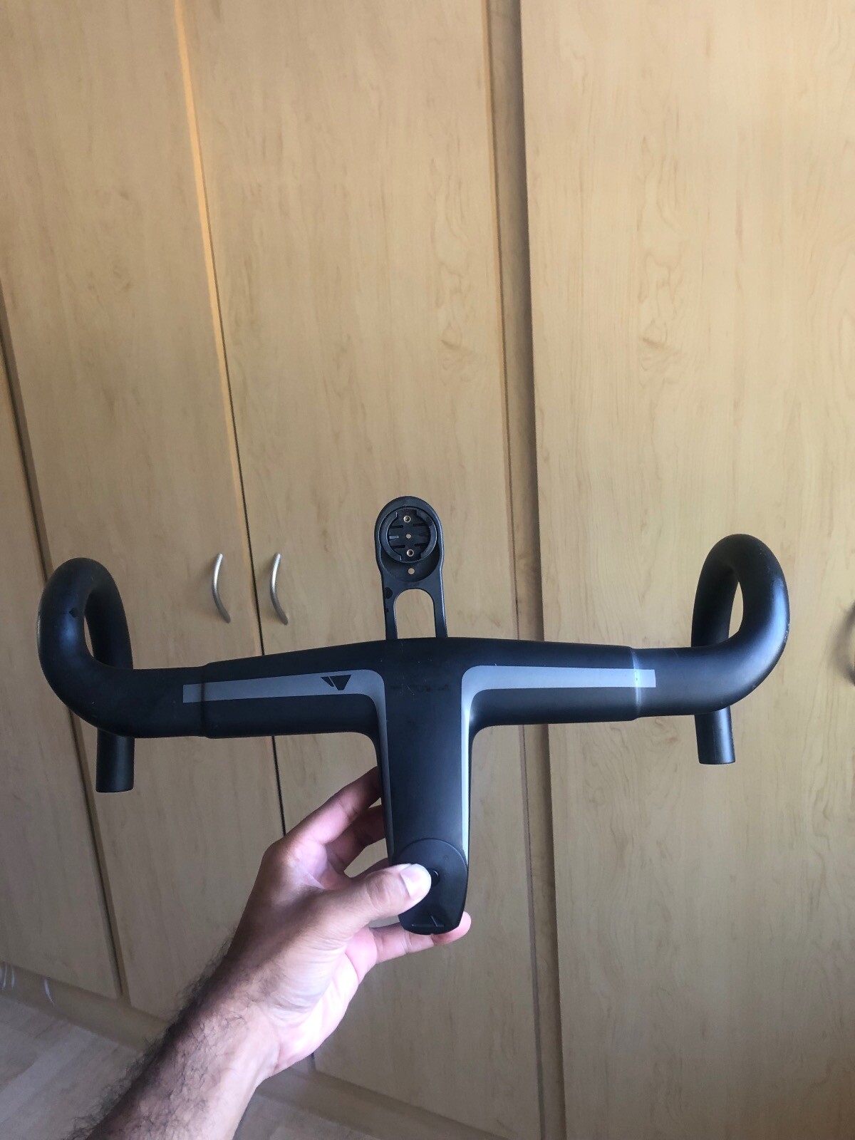 Canyon Integrated Aero Cockpit Handlebars | Handlebars | Bike Hub