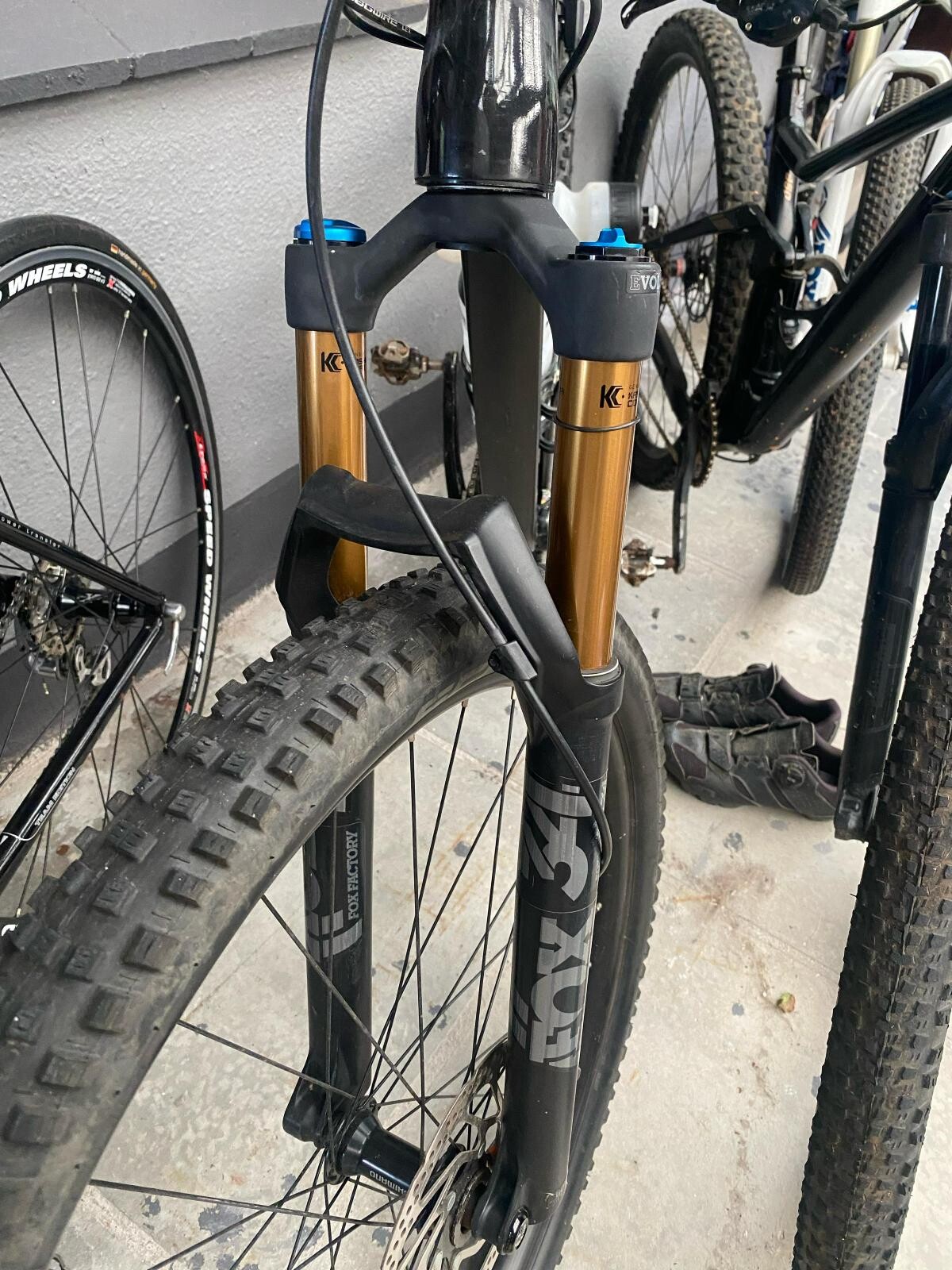 Fox 34 120mm fork | Mountain Bike Forks | Bike Hub