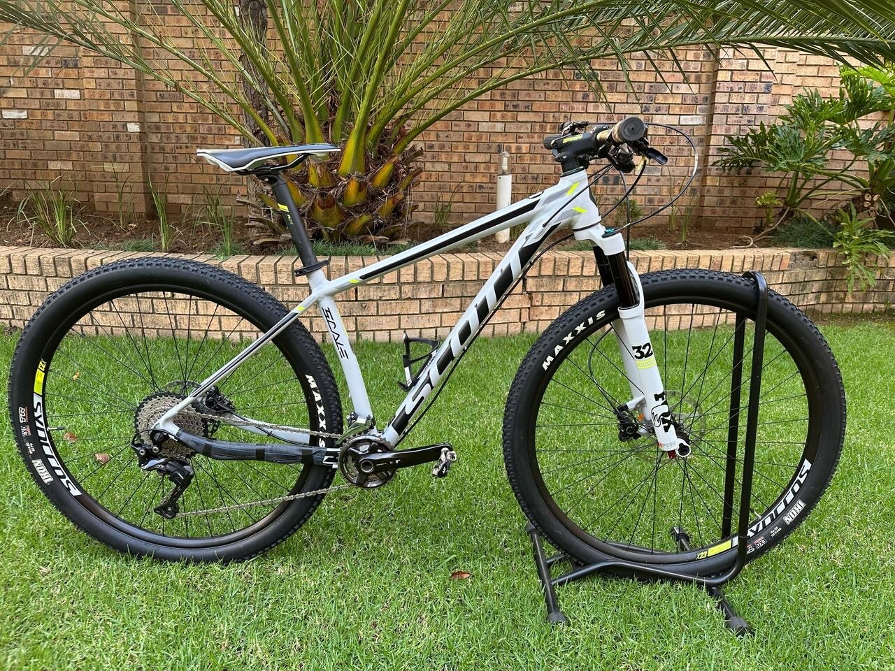 Scott Scale 940 | Hardtail Mountain Bikes | Bike Hub