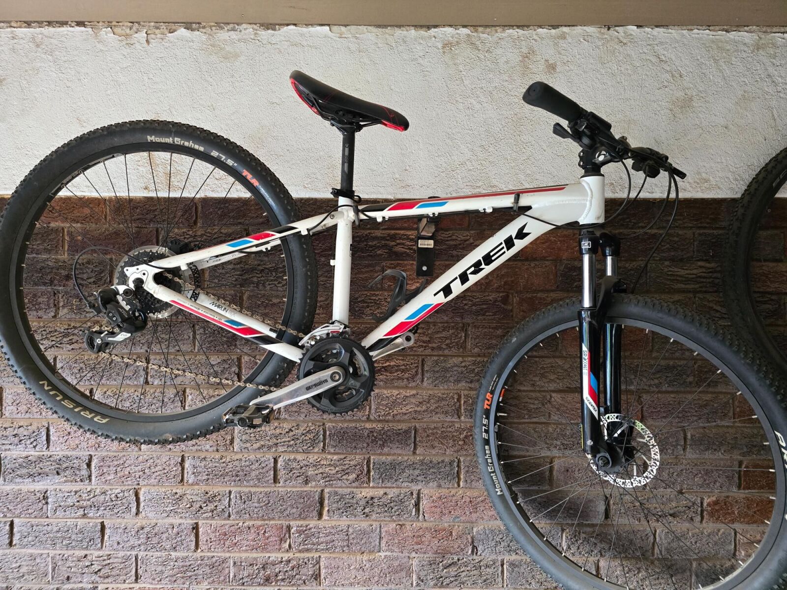 Trek Marlin Small 27.5" | Hardtail Mountain Bikes | Bike Hub