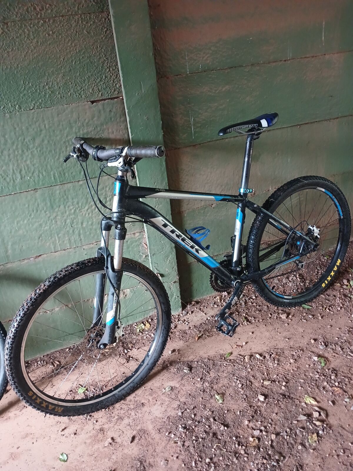 Trek 4300 D | Hardtail Mountain Bikes | Bike Hub