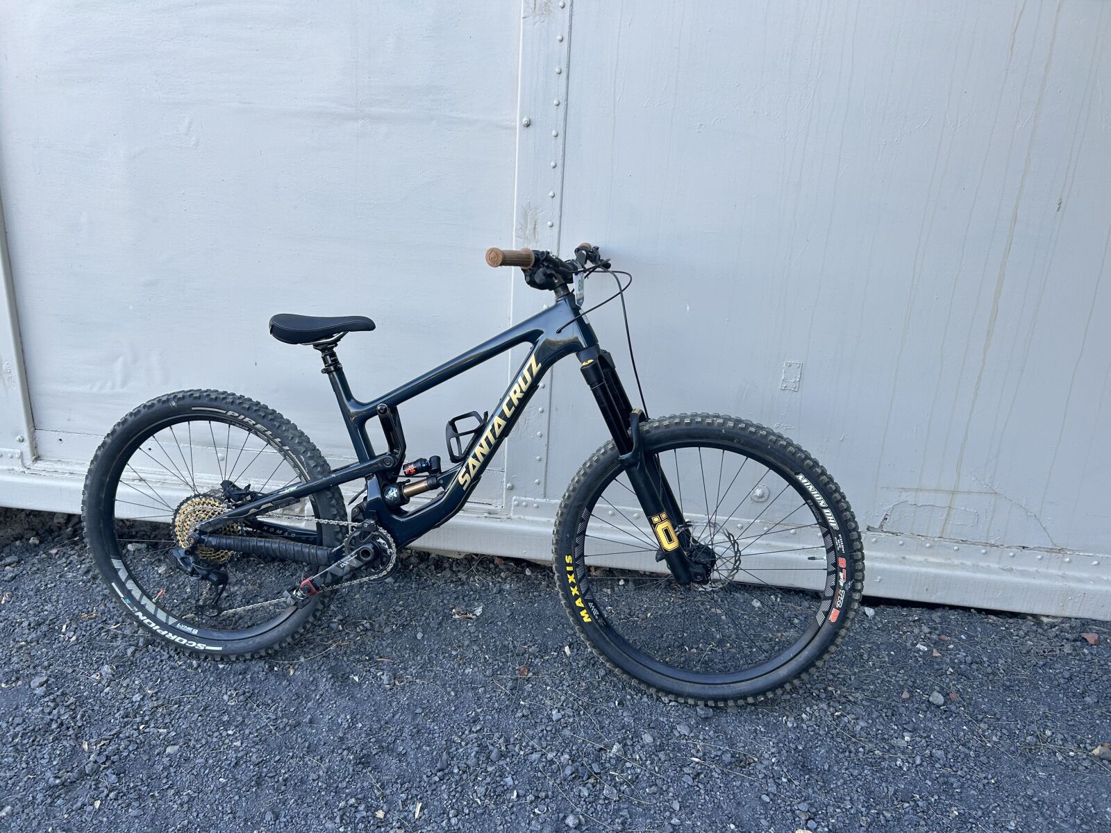 santa cruz nomad | Dual Suspension Mountain Bikes | Bike Hub
