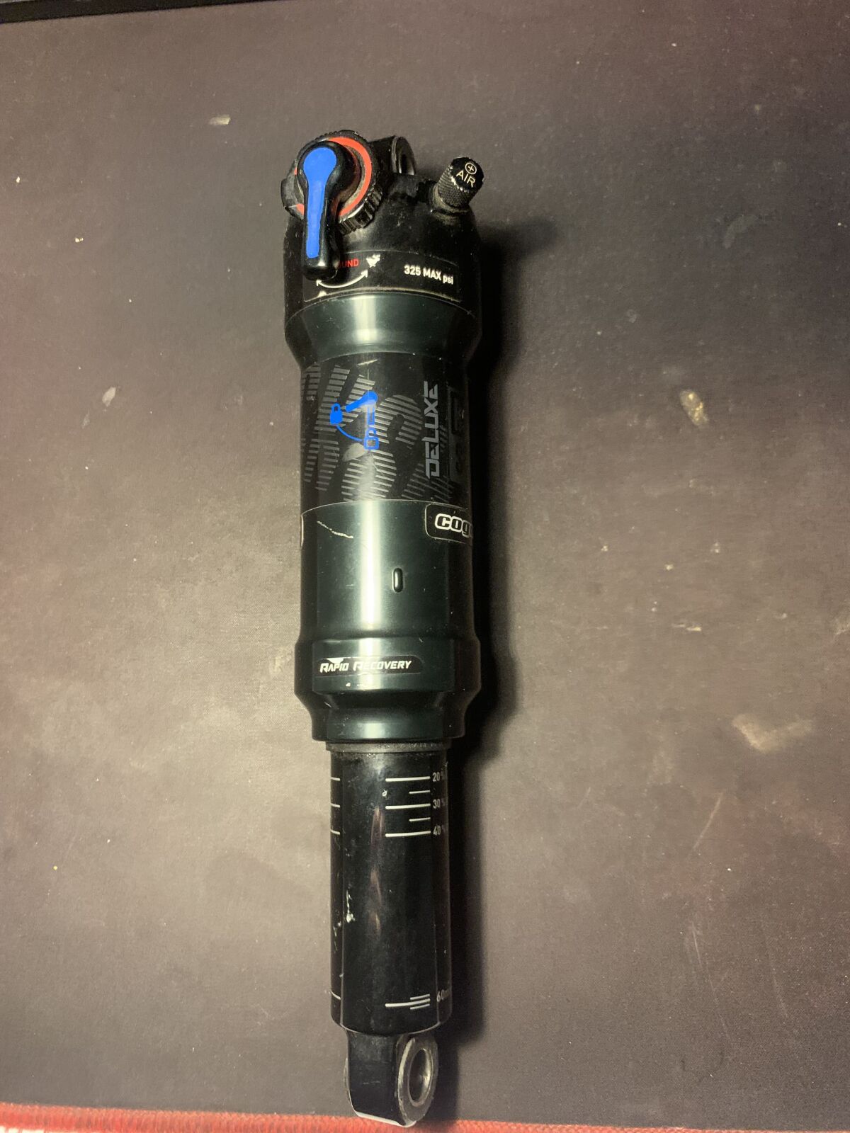 RockShox Deluxe Select+ RT | Rear Shocks | Bike Hub