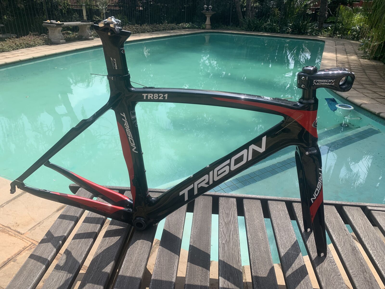 Trigon Carbon Small- (Reduced) | Road Bike Frames | Bike Hub