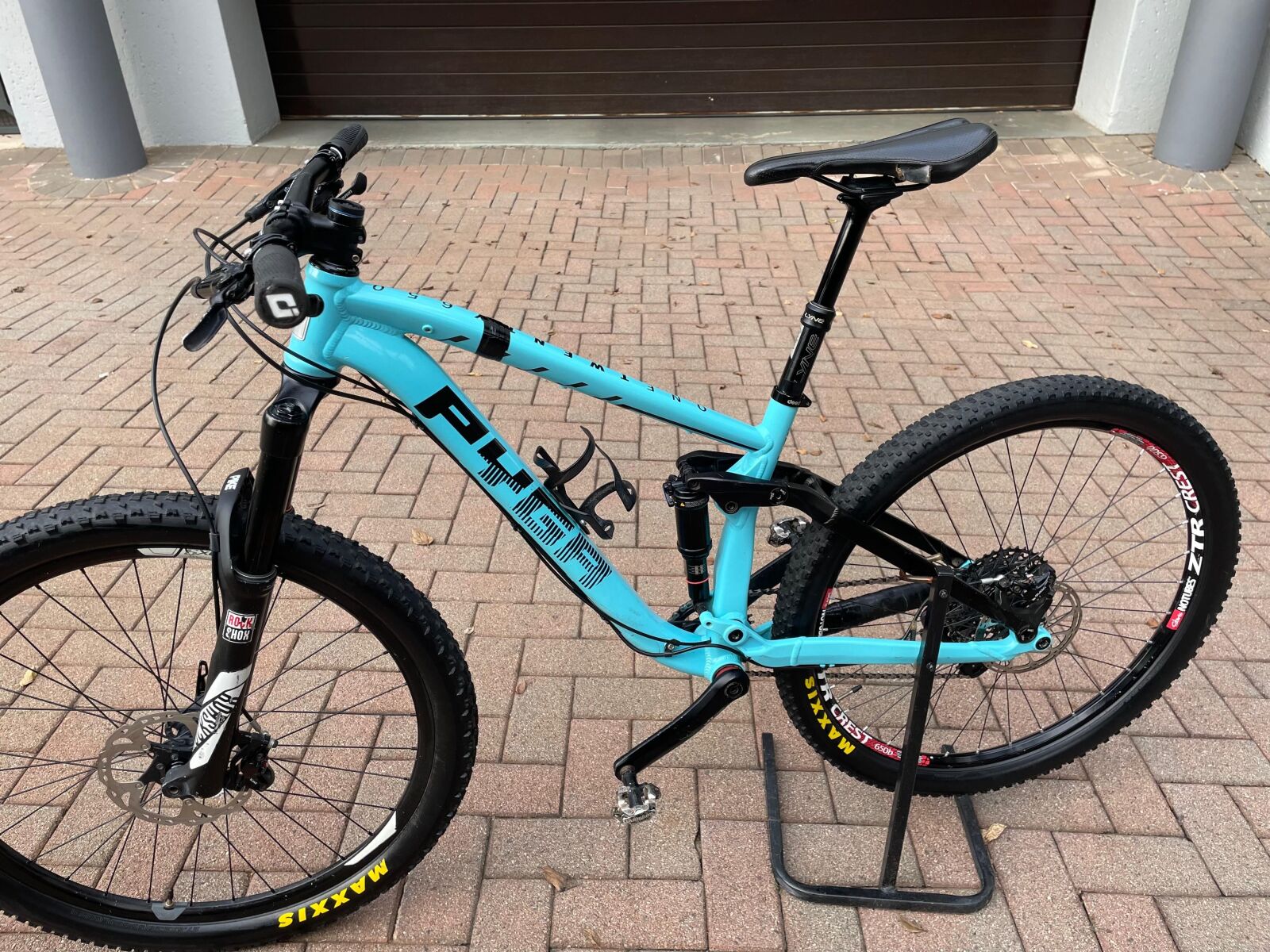 Pyga Pascoe 120 650b | Dual Suspension Mountain Bikes | Bike Hub