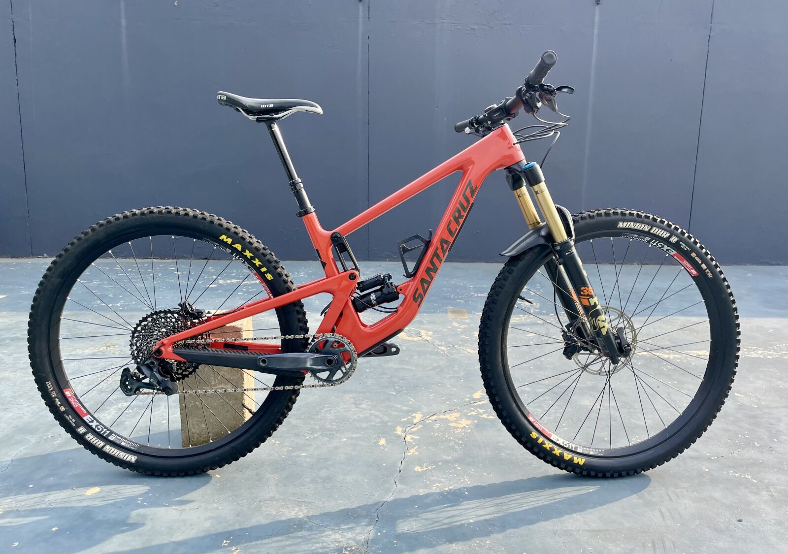 SANTA CRUZ HIGHTOWER CC | Dual Suspension Mountain Bikes | Bike Hub