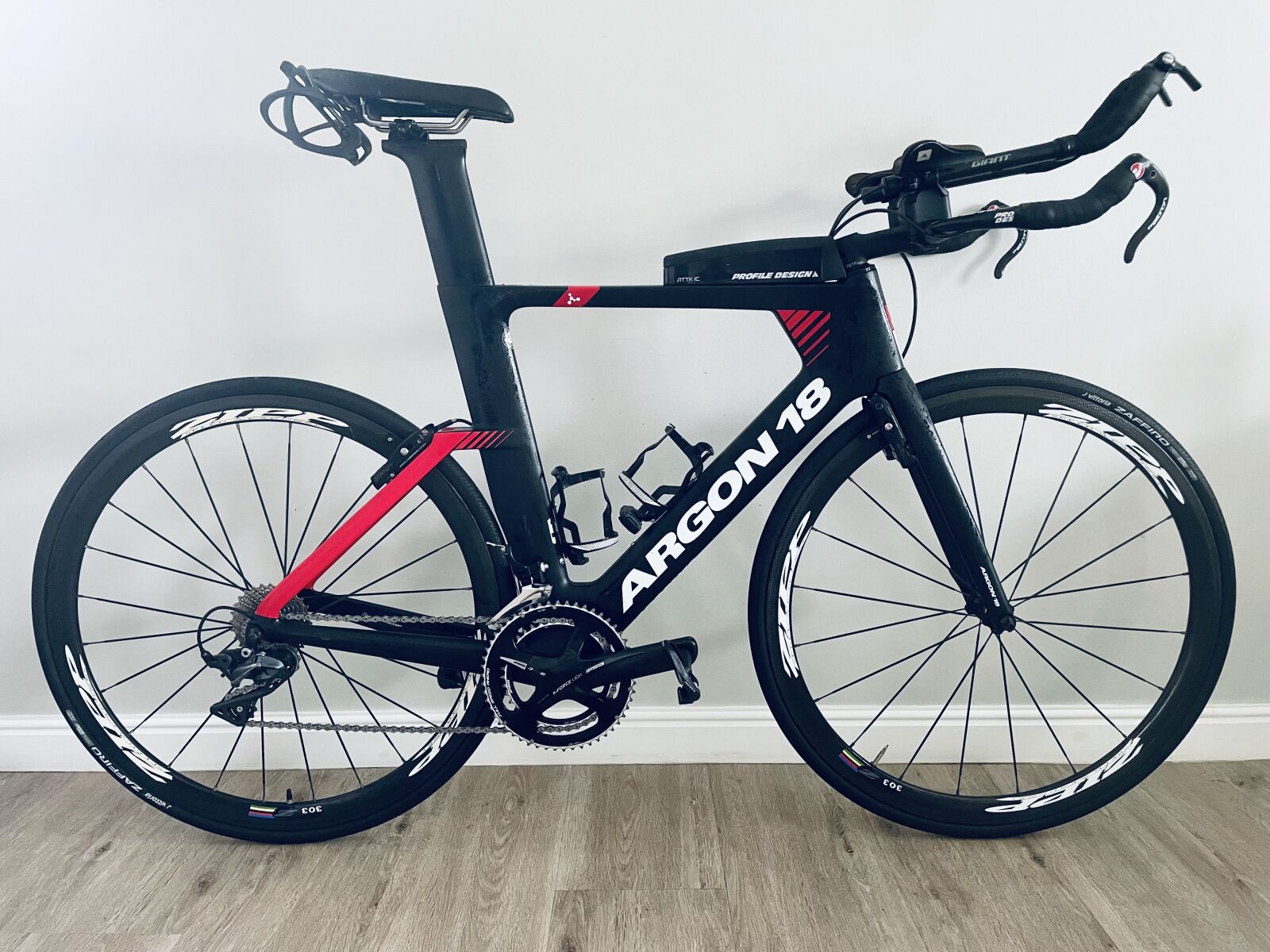 Argon 18 Tri Bike | Triathlon & Time Trial Bikes | Bike Hub