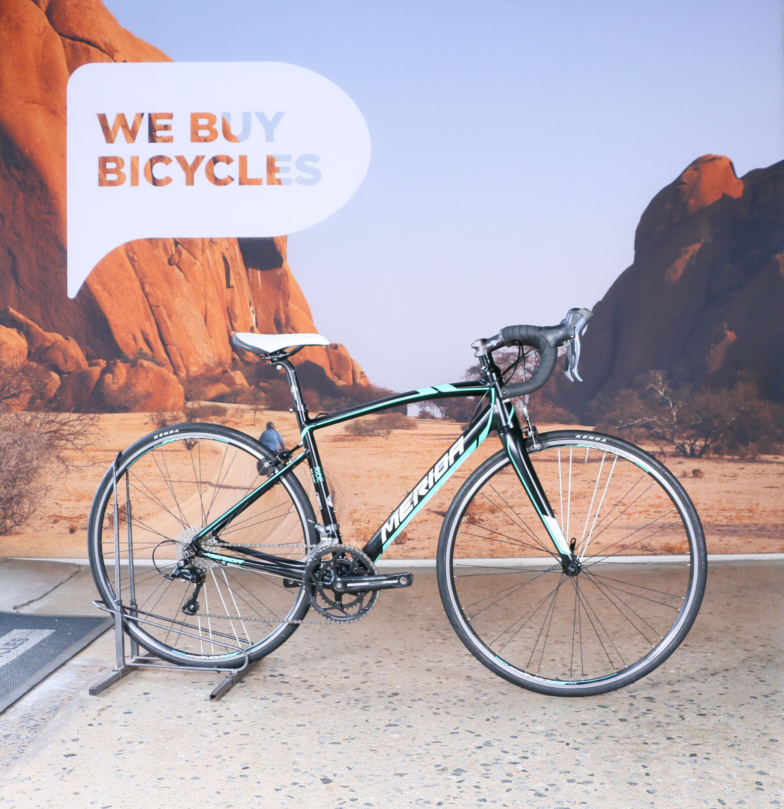 Pre-Owned Merida Ride 100 Juliet (59cm) BM10508 | Road Bikes | Bike Hub