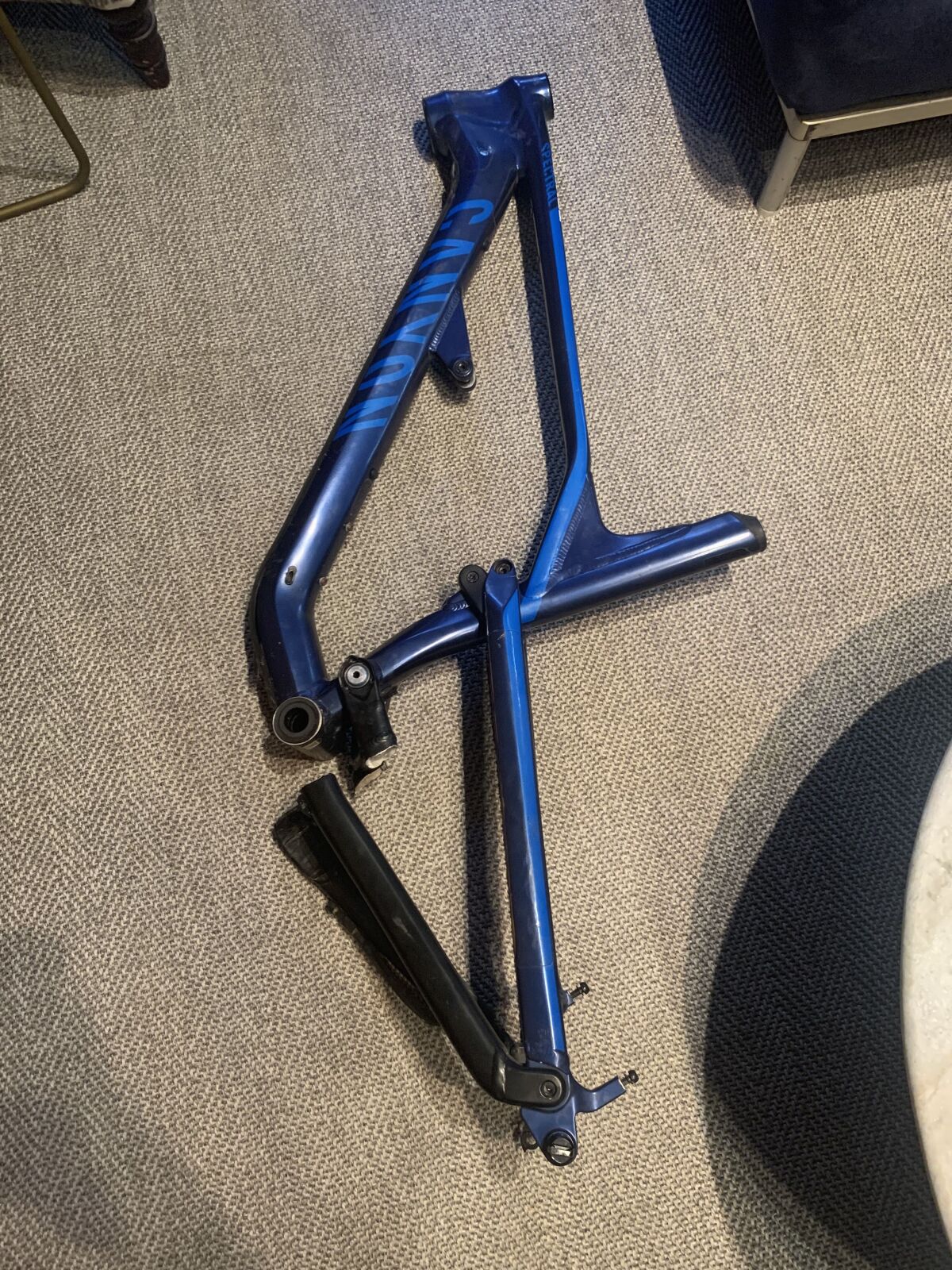 Canyon Spectral AL front triangle | Dual Suspension Mountain Bike ...