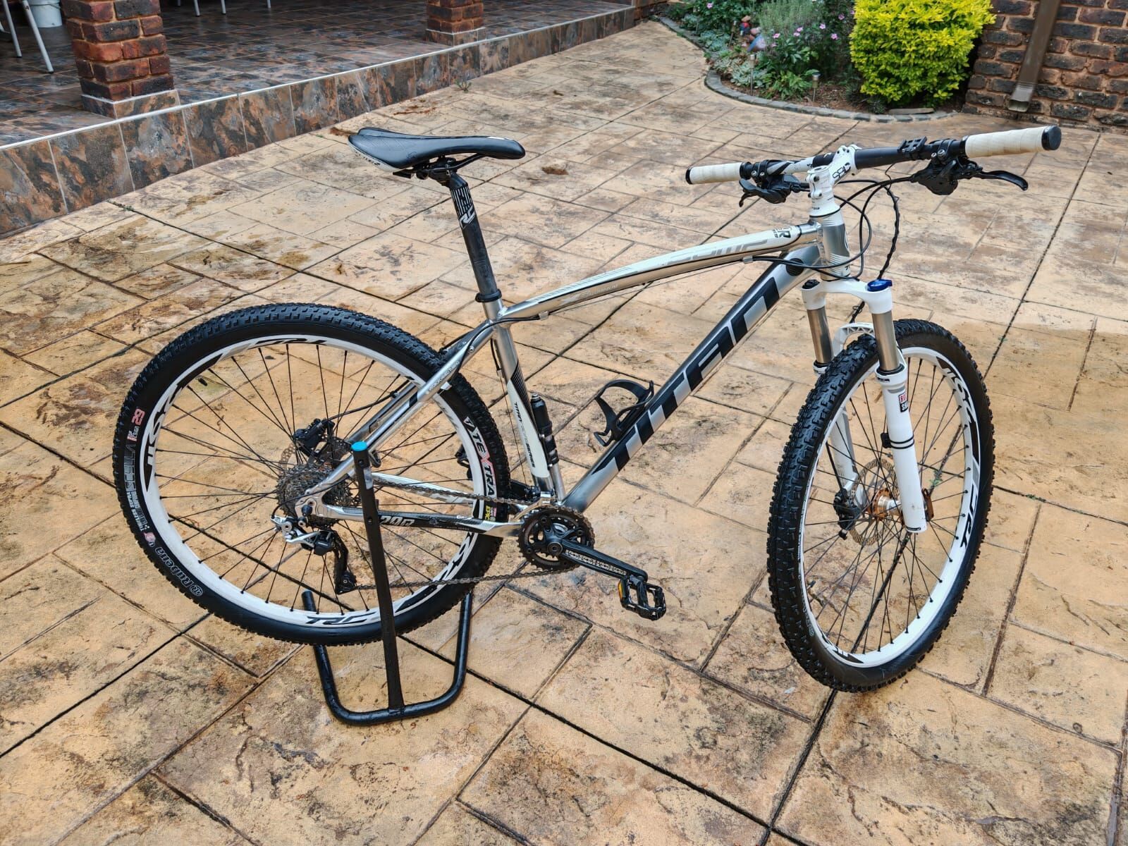 TITAN COMP 29ER | Hardtail Mountain Bikes | Bike Hub