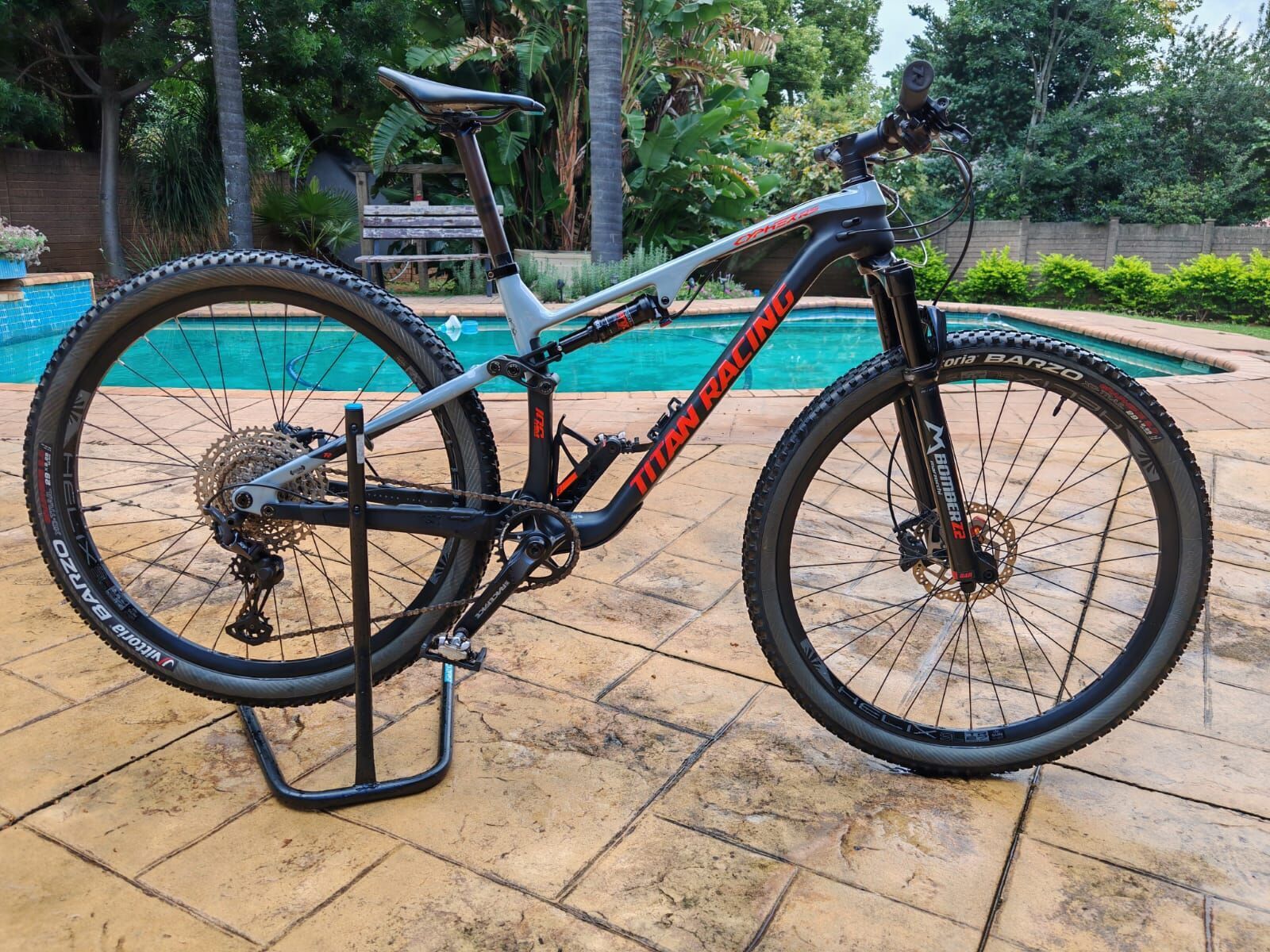 TITAN RACING CYPHER RS COMP MTB DUAL SUSPENSION | Dual Suspension ...
