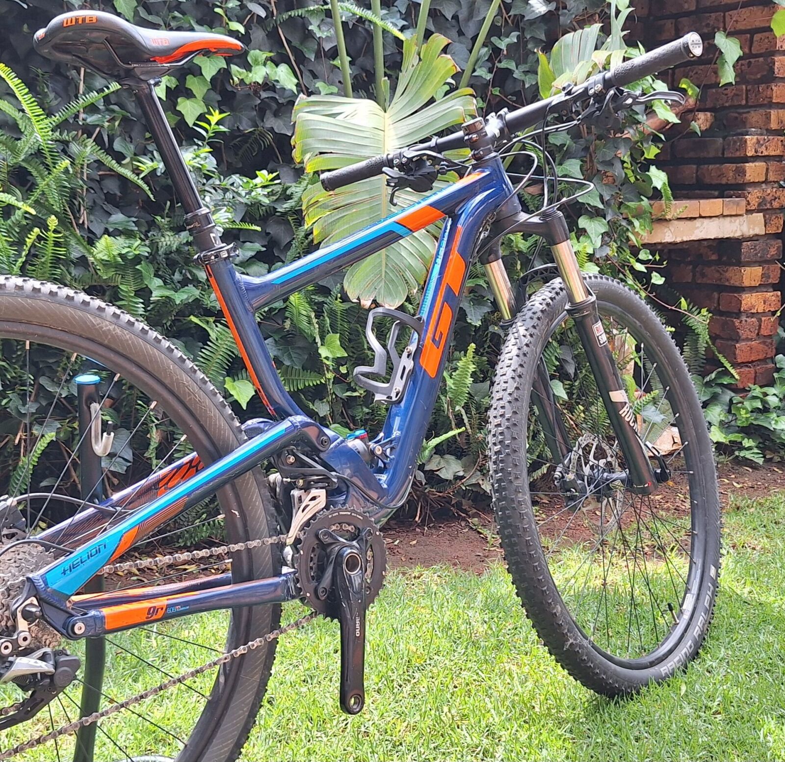 GT Helion 29" | Dual Suspension Mountain Bikes | Bike Hub