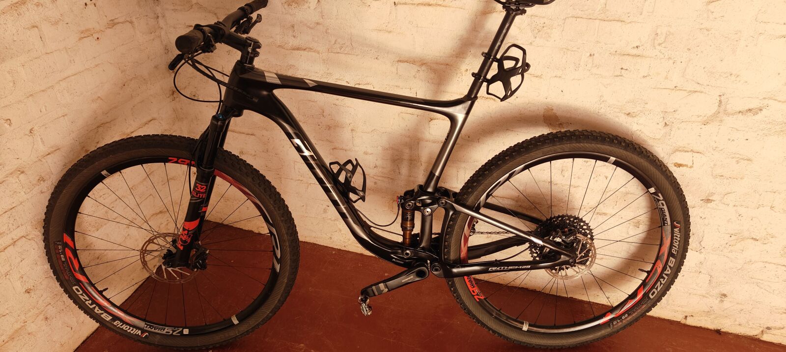 Giant Anthem pro 1 | Dual Suspension Mountain Bikes | Bike Hub