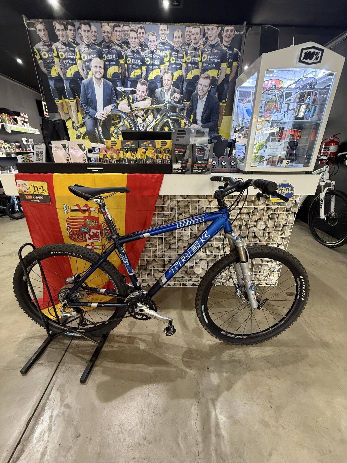 Trek 8000 | Dual Suspension Mountain Bikes | Bike Hub