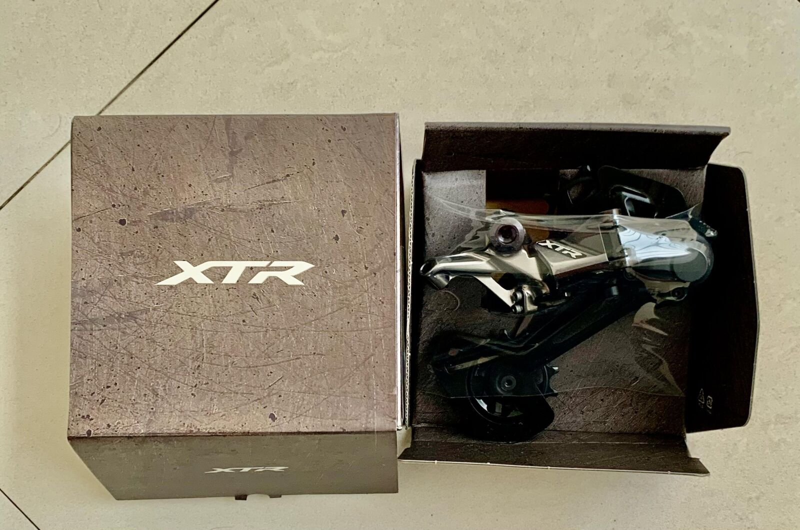 XTR GROUP SET PARTS AND XT BRAKES NEW | Complete Groupsets | Bike Hub