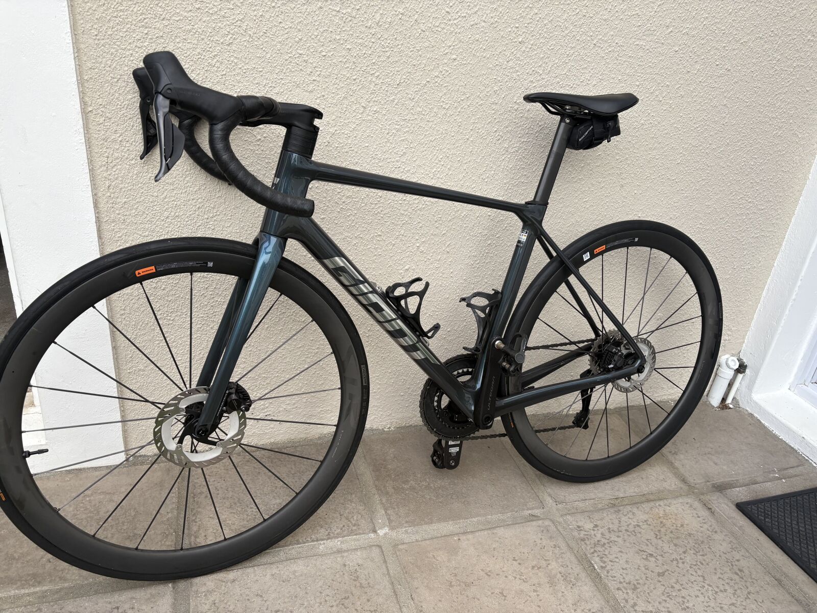2025 Giant TCR Adv Pro 0 | Road Bikes | Bike Hub