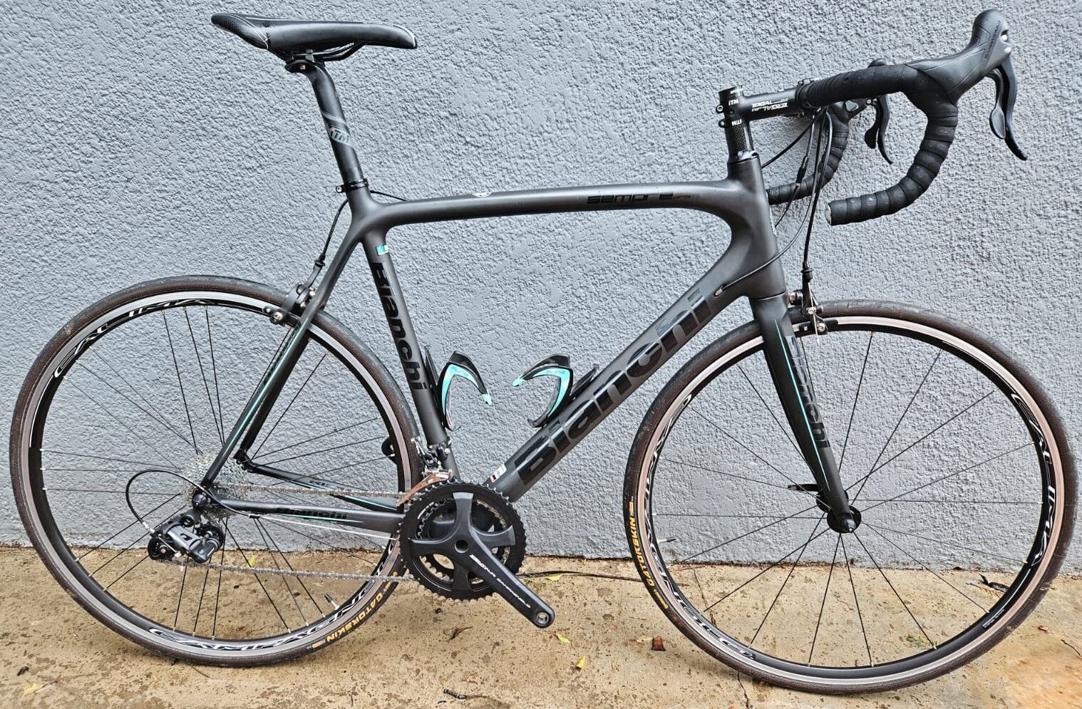 Bianchi Sempre Pro 60 Carbon | Road Bikes | Bike Hub