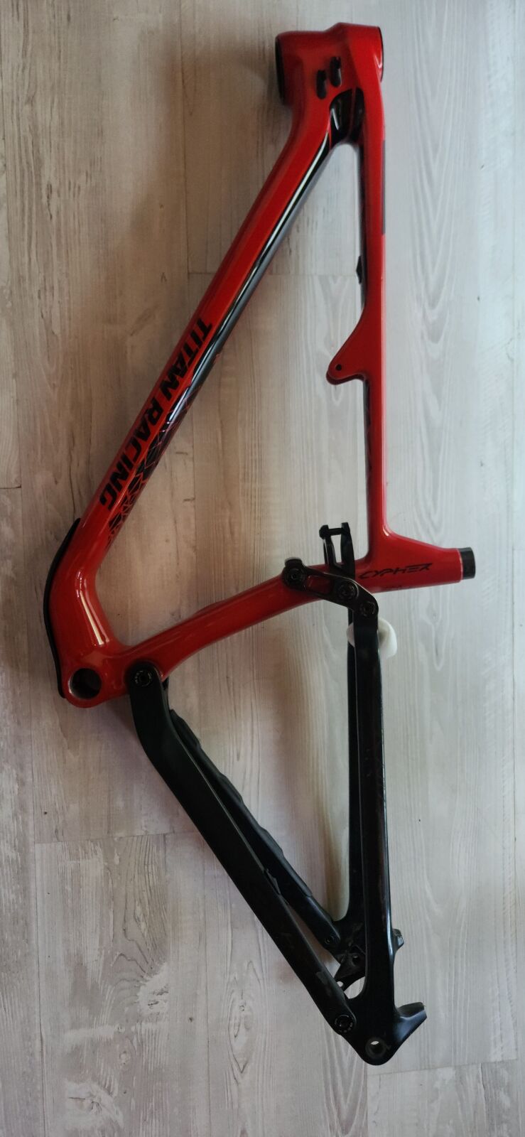 Titan Cypher Carbon Pro | Dual Suspension Mountain Bike Frames | Bike Hub