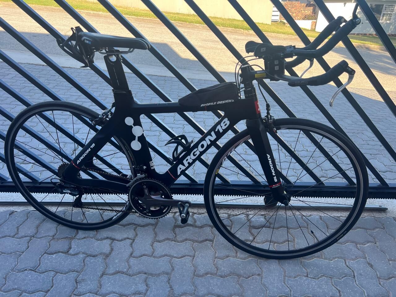 Argon 18 E-112 XS Triathlon Bike | Triathlon & Time Trial Bikes | Bike Hub