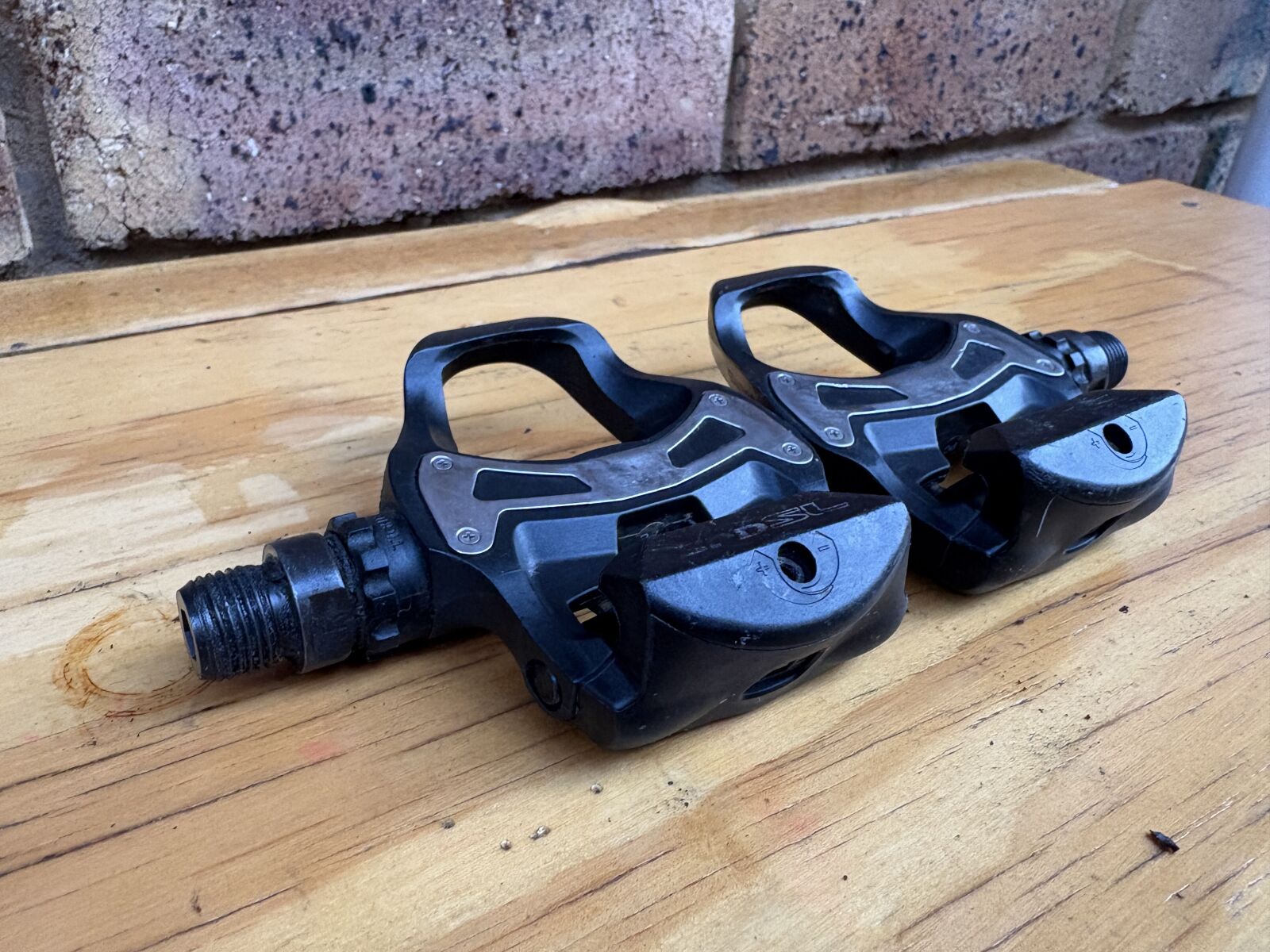 Shimano SPD SL Wide Base Road Pedals | Pedals | Bike Hub