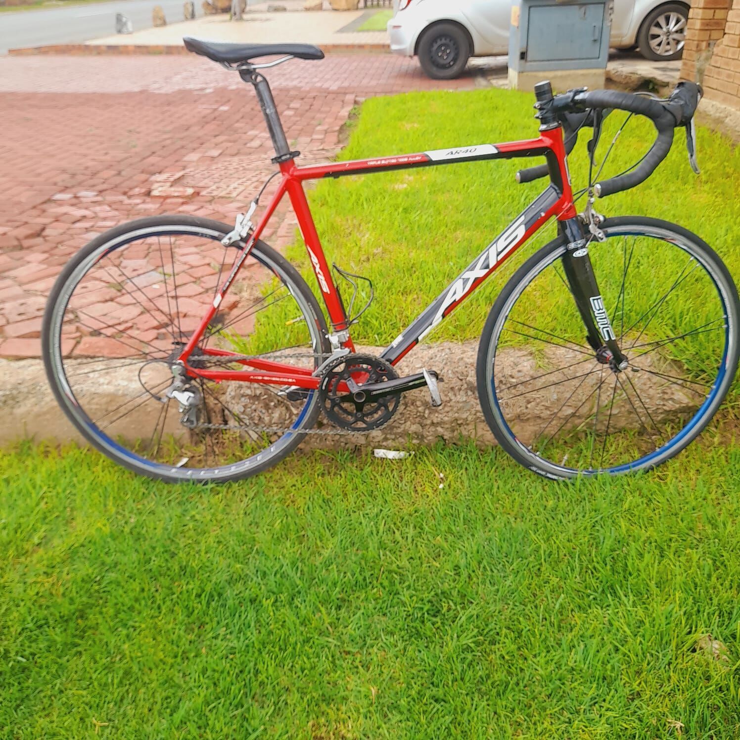 Axis Roadbike | Road Bikes | Bike Hub