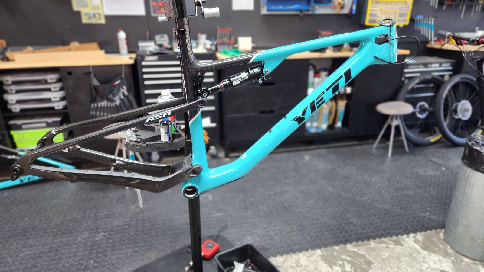 Yeti ASR framesets | Dual Suspension Mountain Bike Frames | Bike Hub