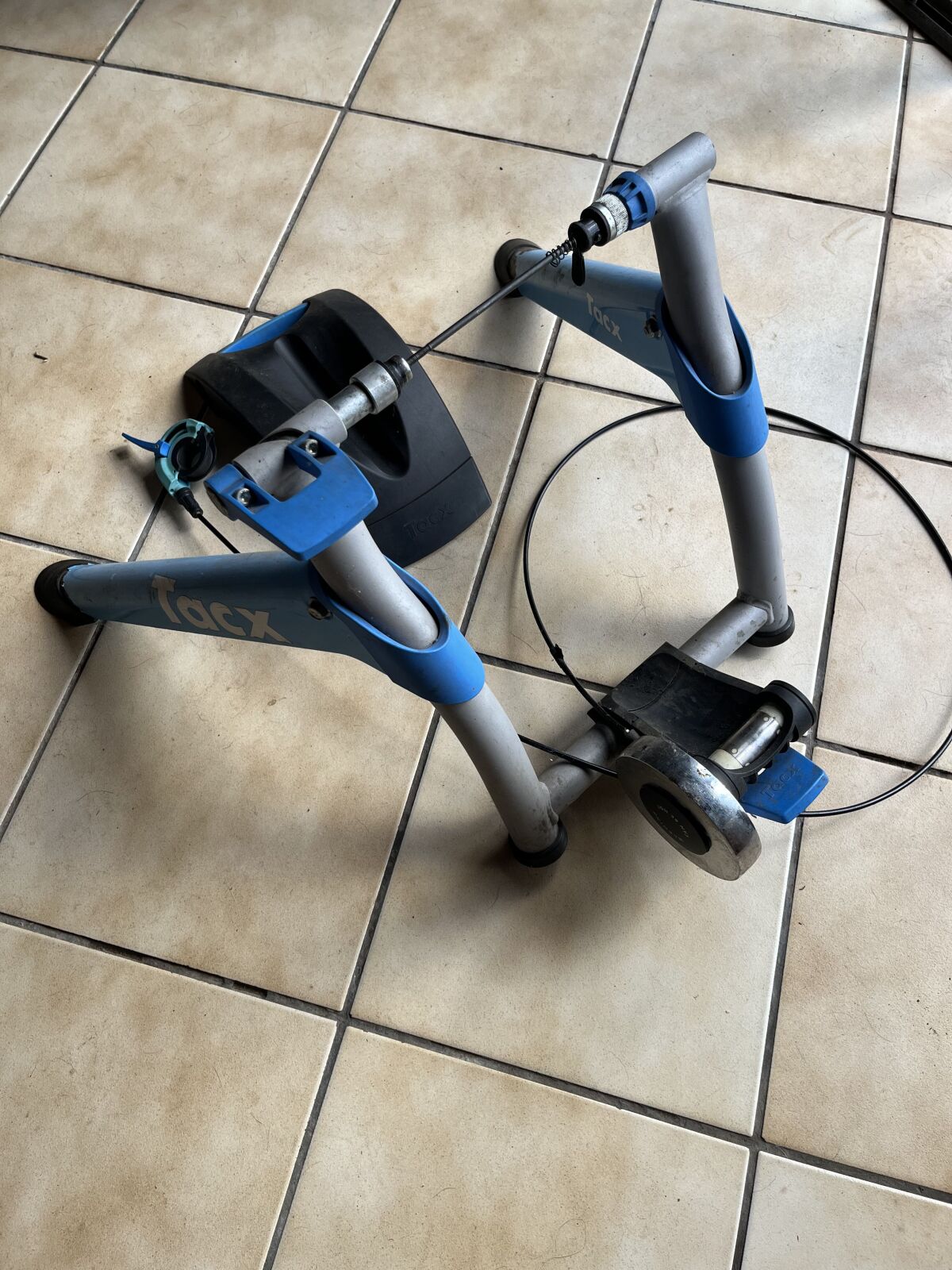 Tacx Satori Smart Trainer **ANT+ - Bluetooth** | Indoor Trainers ...