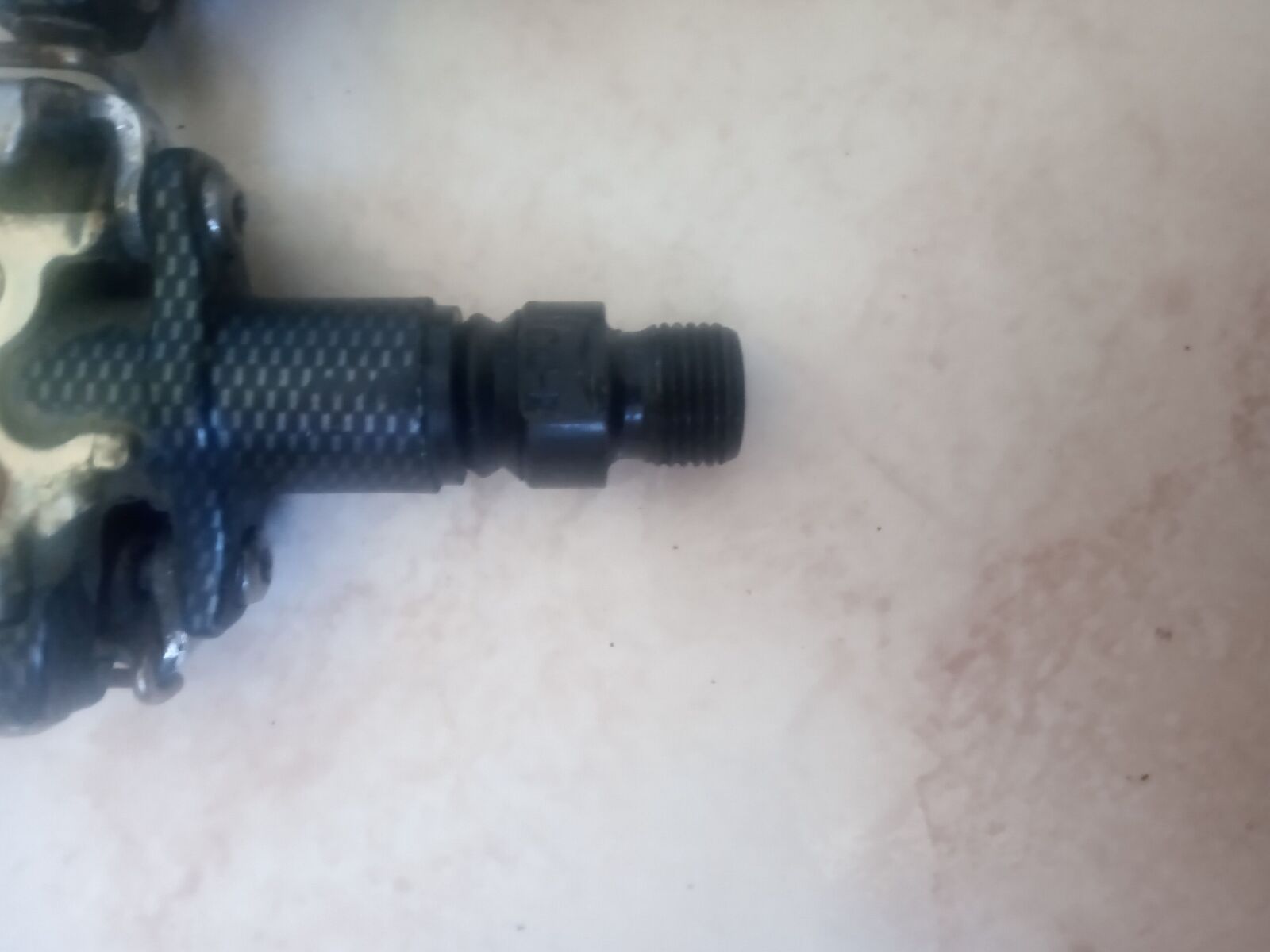 Carbon spd pedals R500 both | Pedals | Bike Hub