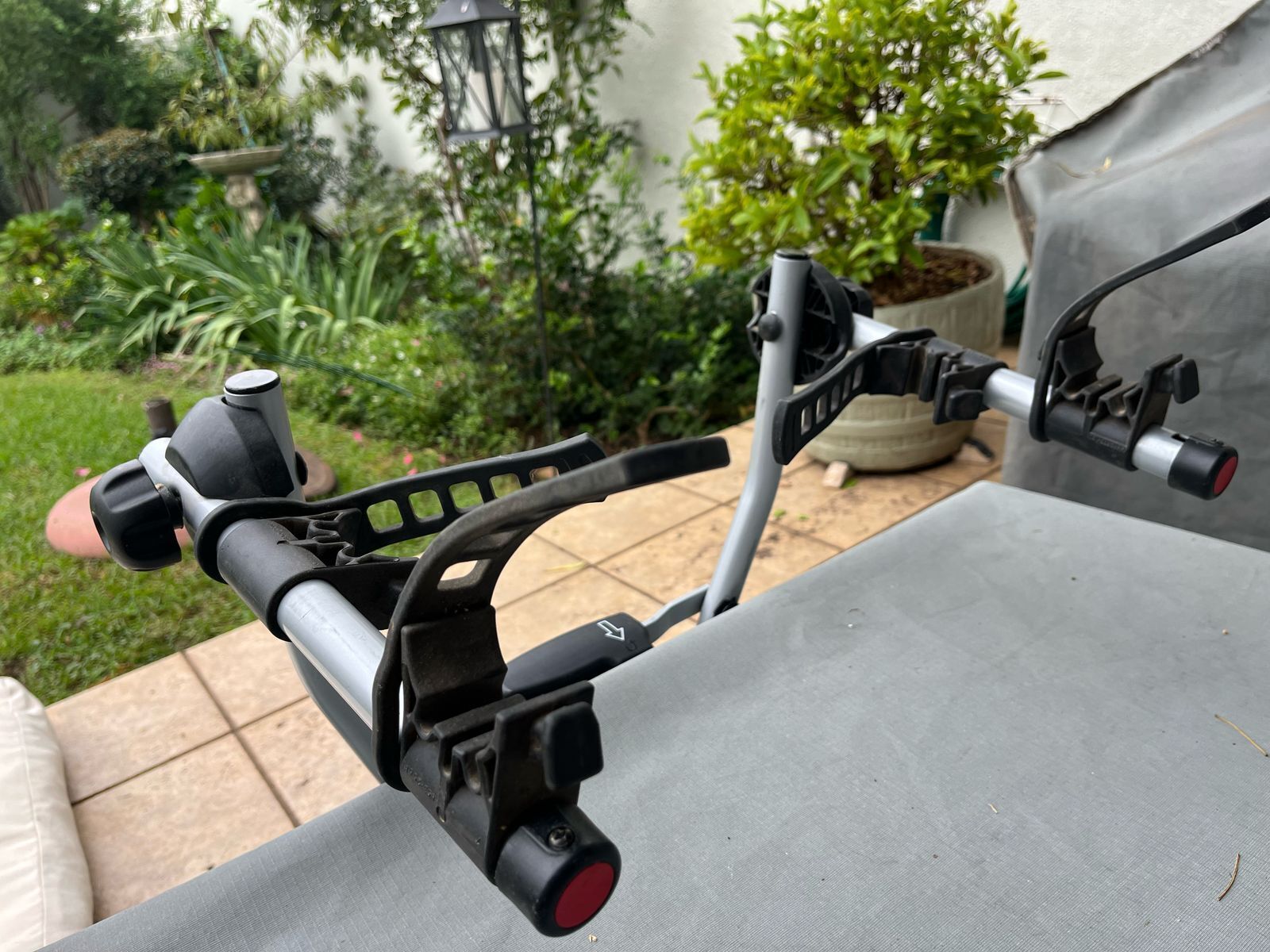 Thule Xpress 2 Tow Bar Rack | Bike Racks | Bike Hub