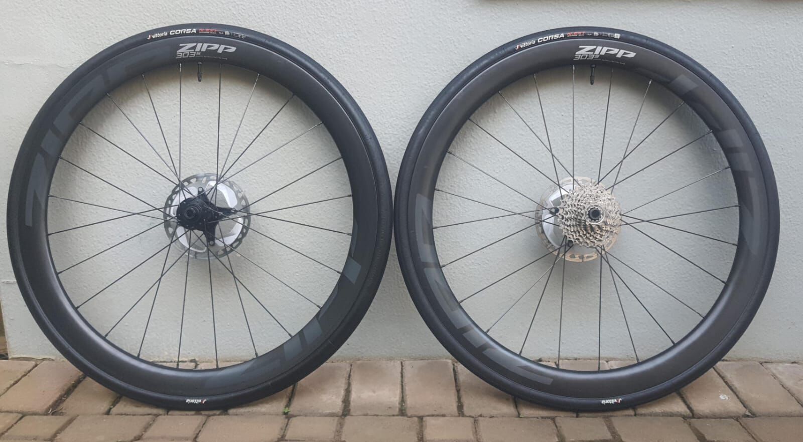 Zipp 303s wheels for sale | Road Bike Wheels | Bike Hub