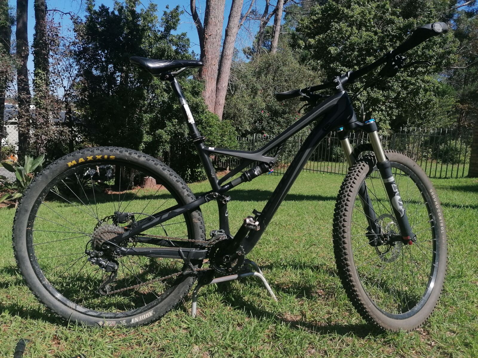 Specialized Camber L | Dual Suspension Mountain Bikes | Bike Hub