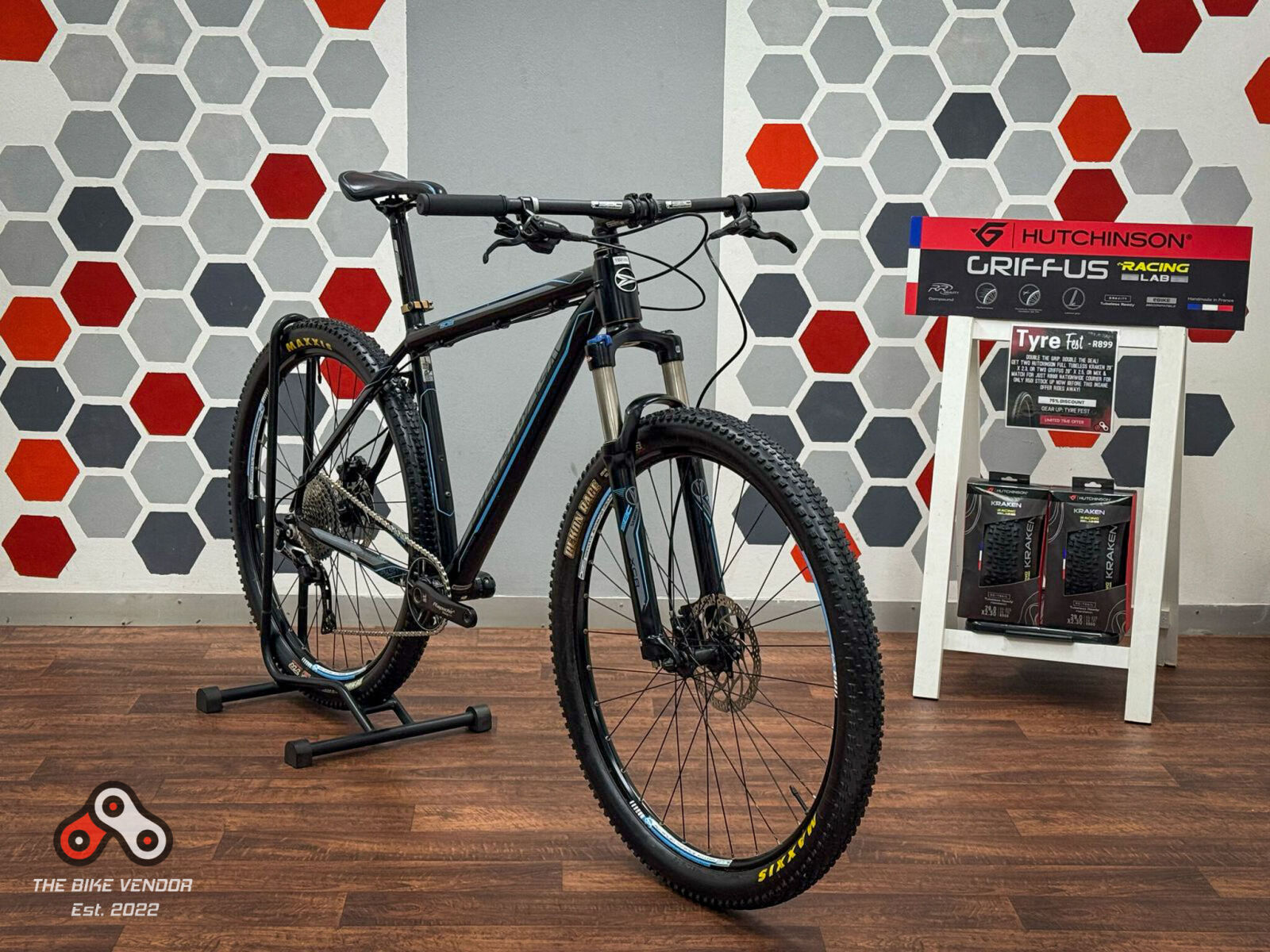 Silverback Sola 4 - SLX 1 x 11 - Air Fork | Hardtail Mountain Bikes ...