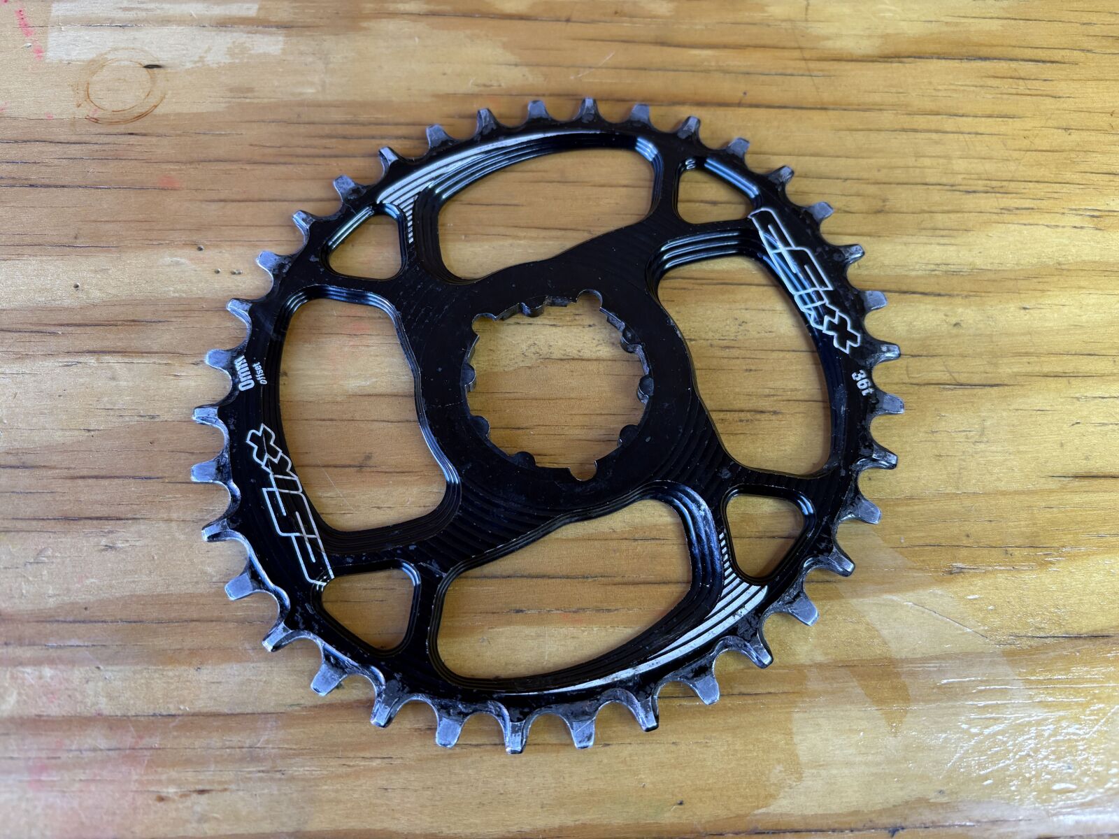 Csixx 36T oval chainring | Chainrings | Bike Hub