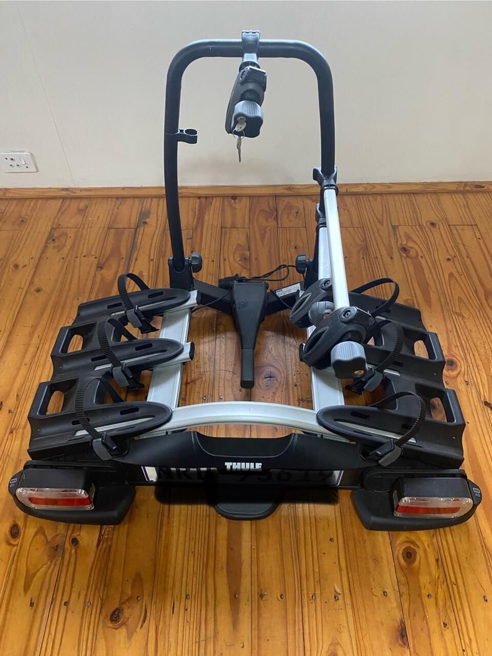 Thule VeloCompact 927 | Bike Racks | Bike Hub