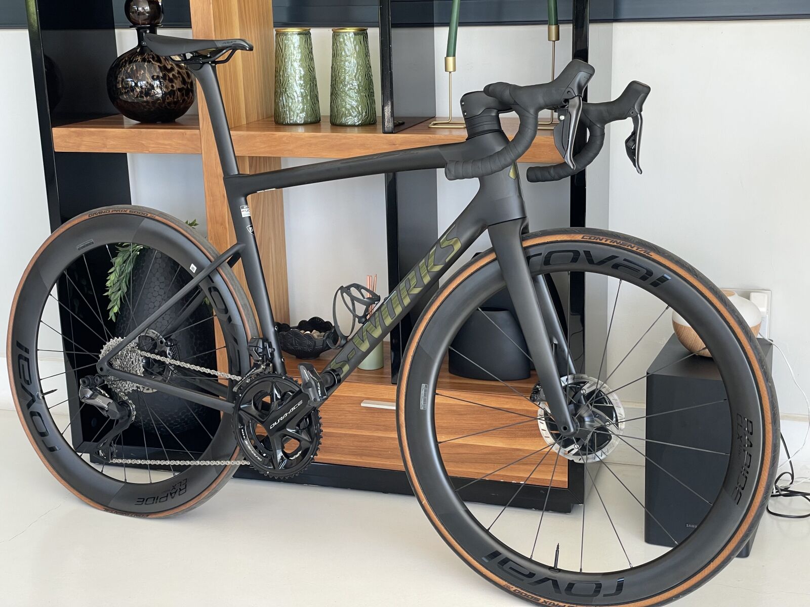 S Works Tarmac SL8 | Road Bikes | Bike Hub