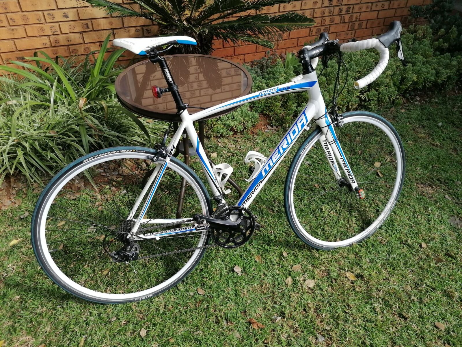 Merida 94 Ride Lite | Road Bikes | Bike Hub