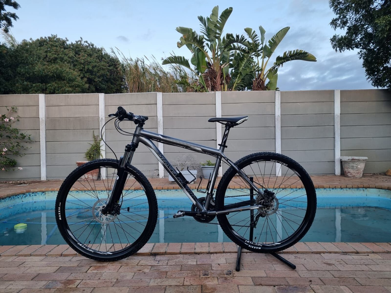 *LIKE NEW* Silverback Spectra 29er (L) | Hardtail Mountain Bikes | Bike Hub