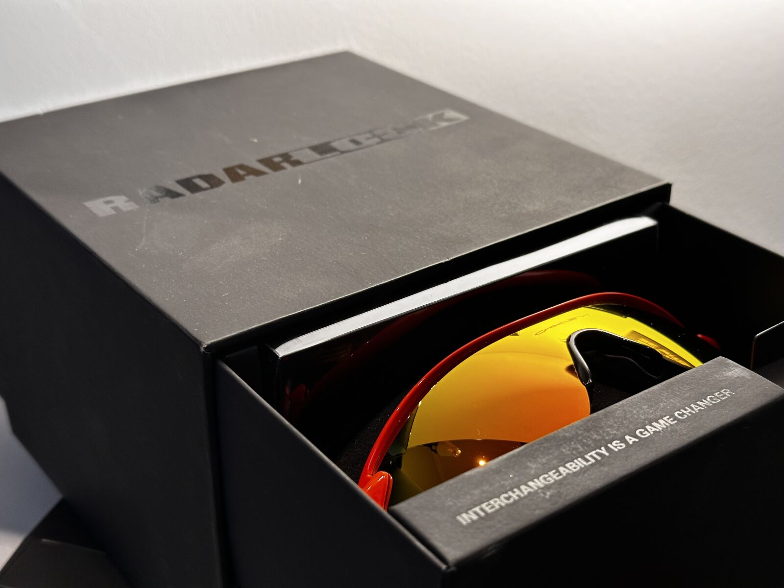 Oakley Radarlock limited edition Box Set | Eyewear | Bike Hub
