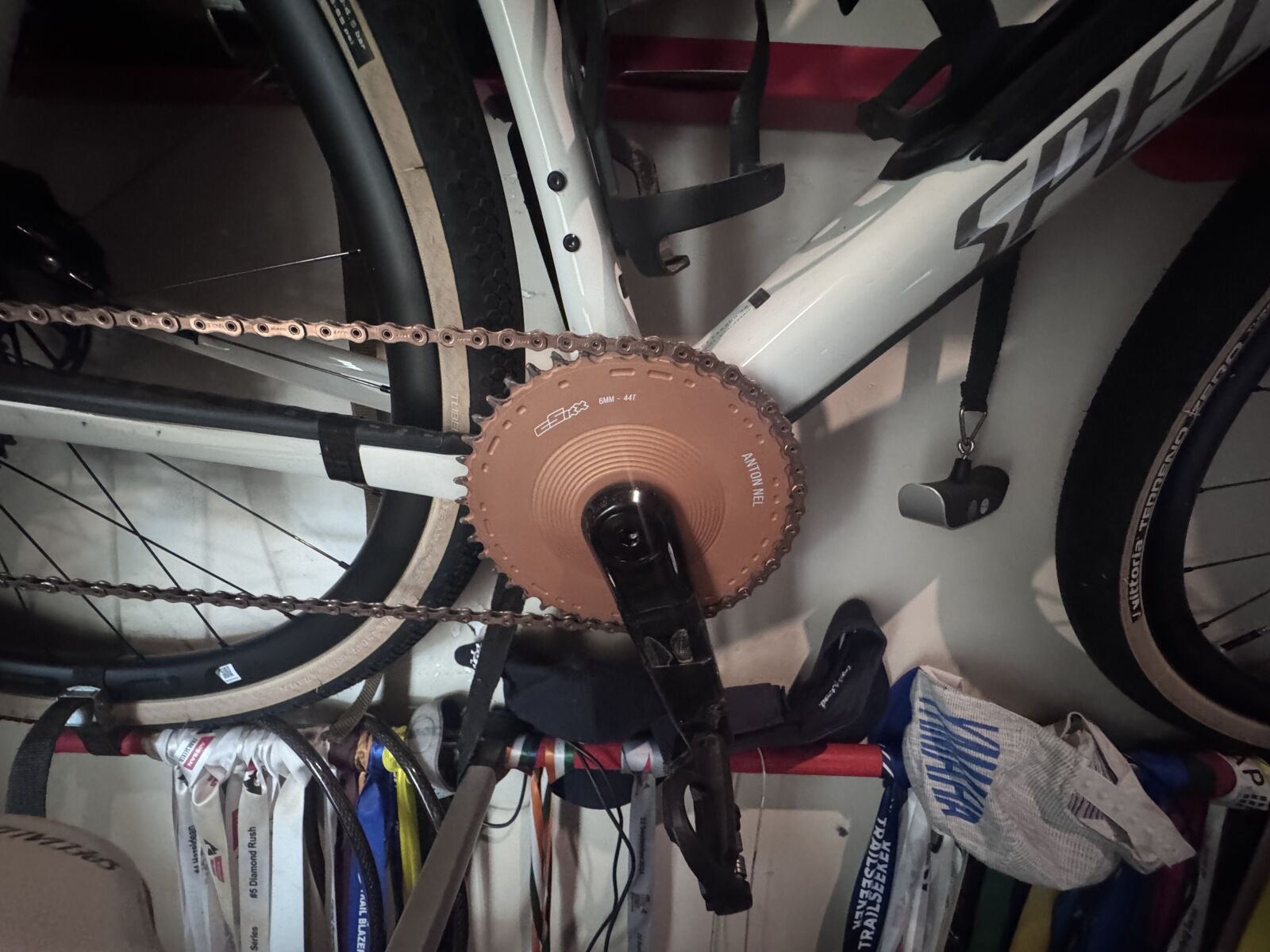 Specialized Diverge Expert | Gravel Bikes | Bike Hub